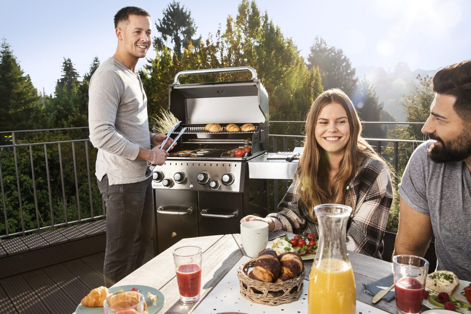 Broil King NZ: Gas BBQs, Charcoal Grills & Smokers